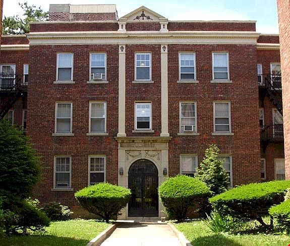 Off-Campus Housing and Sublets near Yale University