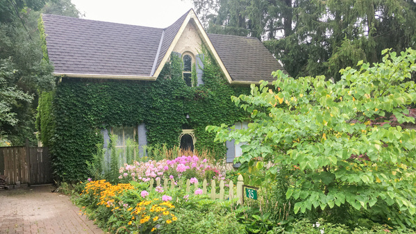 Off-Campus Housing and Sublets near University of Waterloo